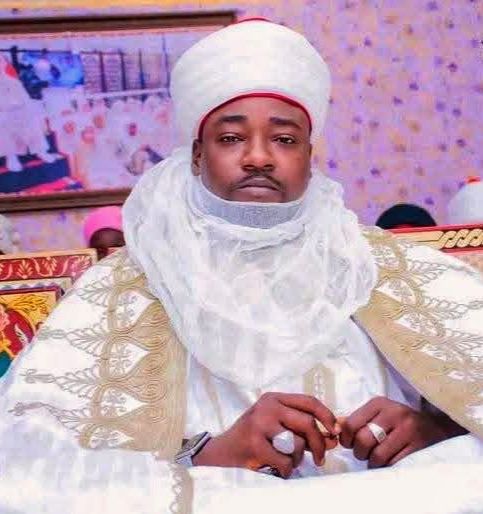 Gov Abdulrazaq Greets Etsu Patigi On Birthday - Daily Source